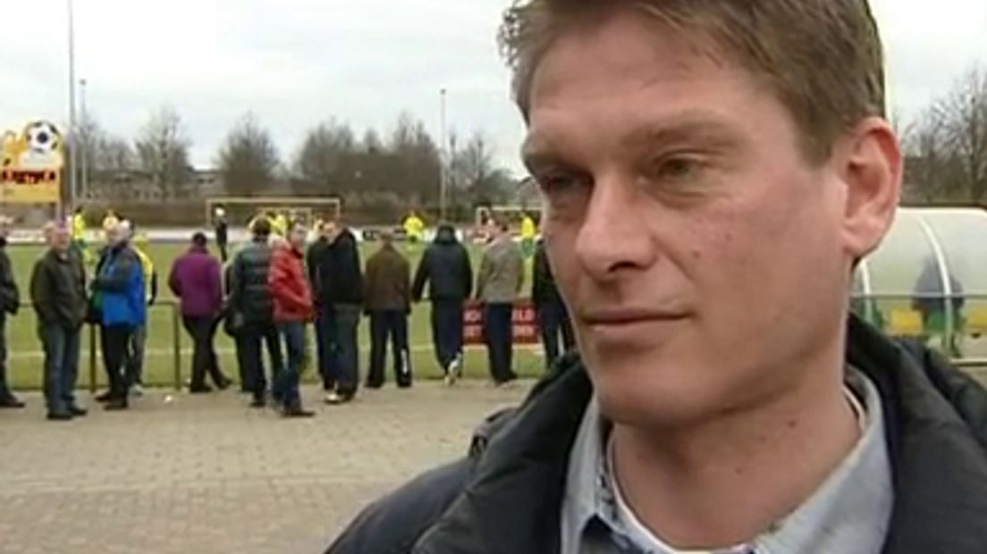 Martin Drent: 'Gezonde portie haat rond derby Emmen - Veendam' - RTV ...