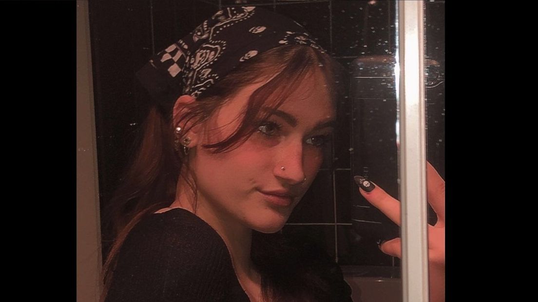 Maisy Robbins (18) uit zich het best in liedjes - Omroep Zeeland