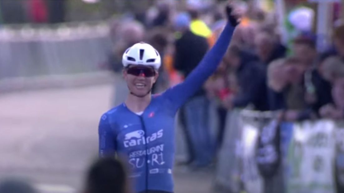 Waaierspektakel in Arno Wallaard Memorial levert Deense zege op - RTV ...