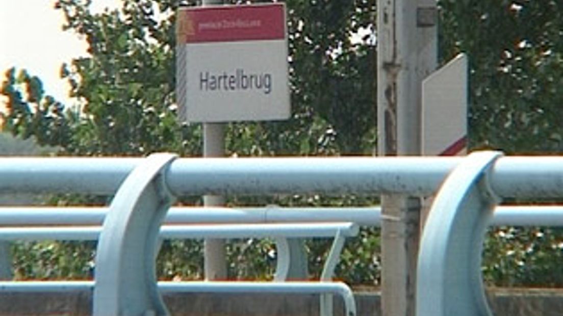 Hartelbrug hele weekend dicht - Rijnmond