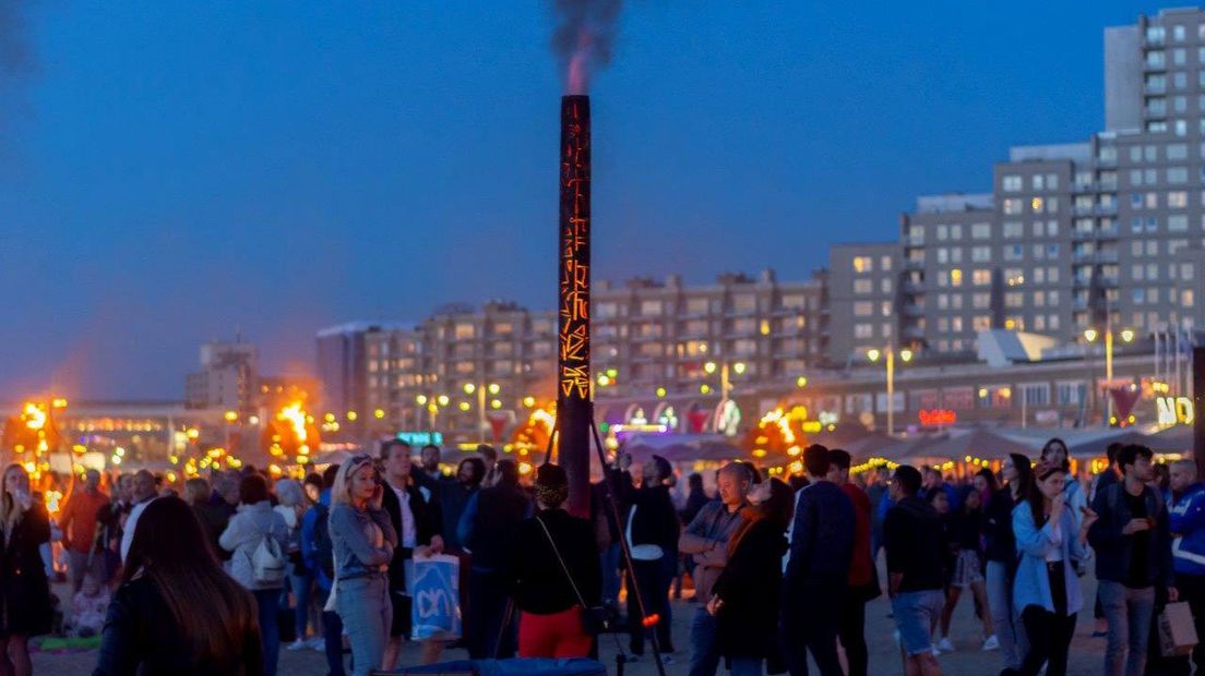Strandseizoen van start met prachtig weer - Omroep West