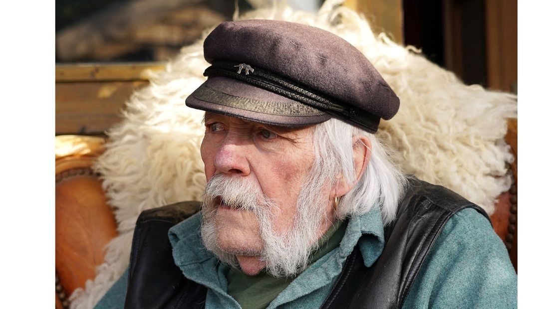 Peter Blanker zingt nog één keertje in zijn eigen Rotterdam - Rijnmond