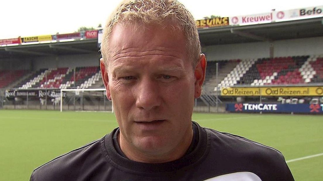 Trainer Jan de Jonge gepresenteerd bij Heracles - RTV Oost