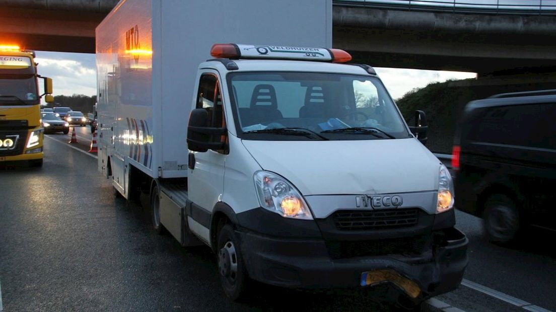 Ongeval op N36 bij Wierden veroorzaakt flinke file, ook op A35 - RTV Oost Ongeval op N36 bij Wierden veroorzaakt flinke file, ook op A35 - RTV Oost