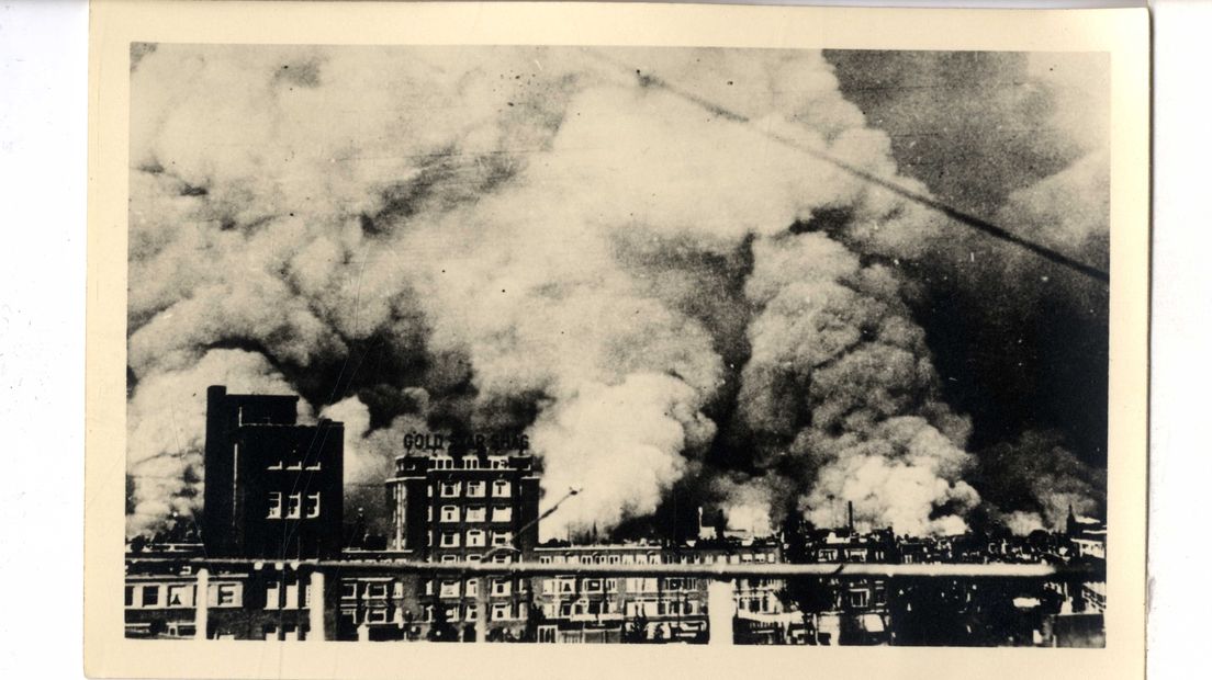 'Nieuwe' foto's van Rotterdam na bombardement - Rijnmond