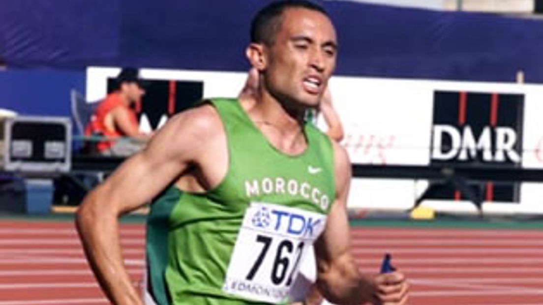 El Wardi snelste in kwart marathon - Rijnmond