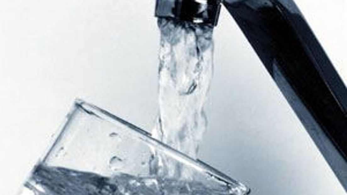 Prijs drinkwater komende twee jaar omlaag - RTV Drenthe