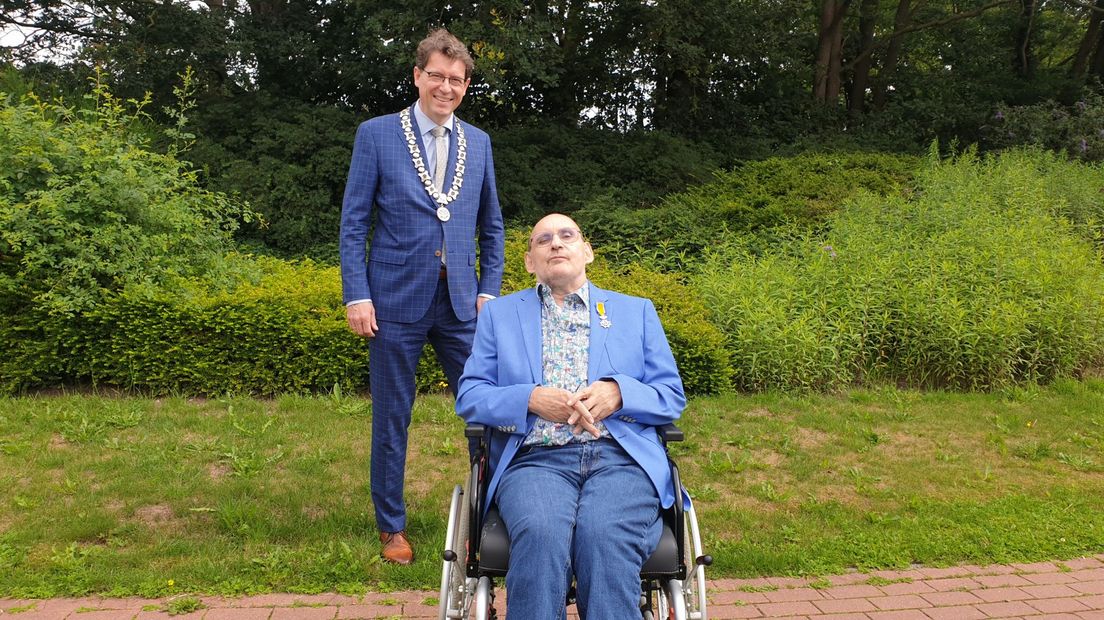 'Hopelijk zorgt dit lintje voor meer begrip voor gehandicapten' - RTV ...