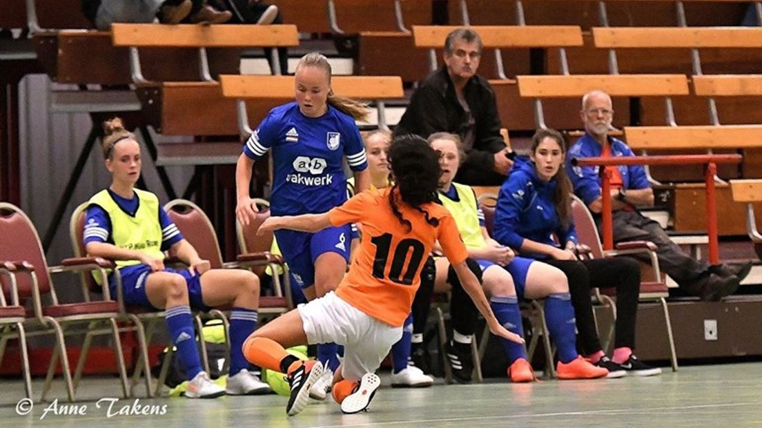 Bandringa en Huizinga geselecteerd voor zaalvoetbalinterland - RTV Drenthe