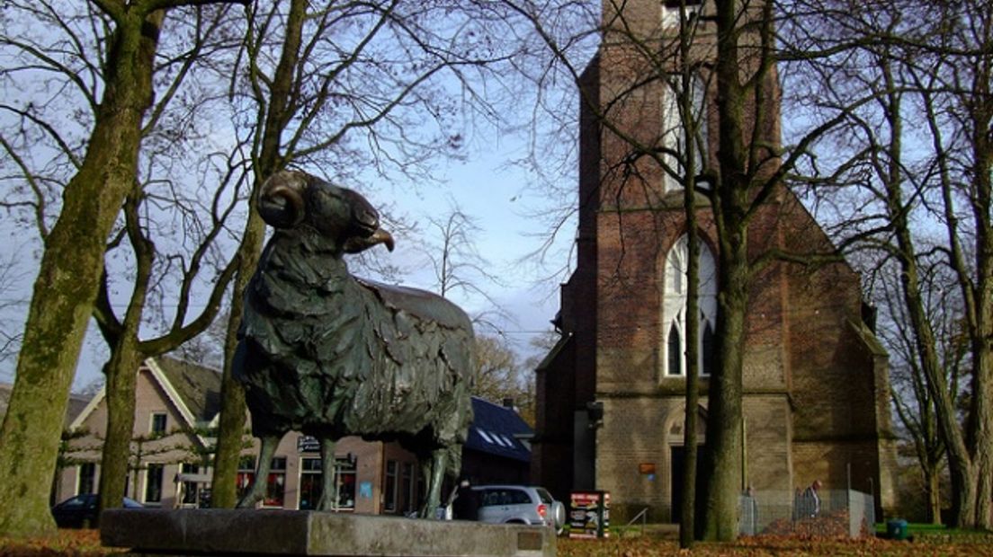 De brink in Ruinen gaat op de schop - RTV Drenthe