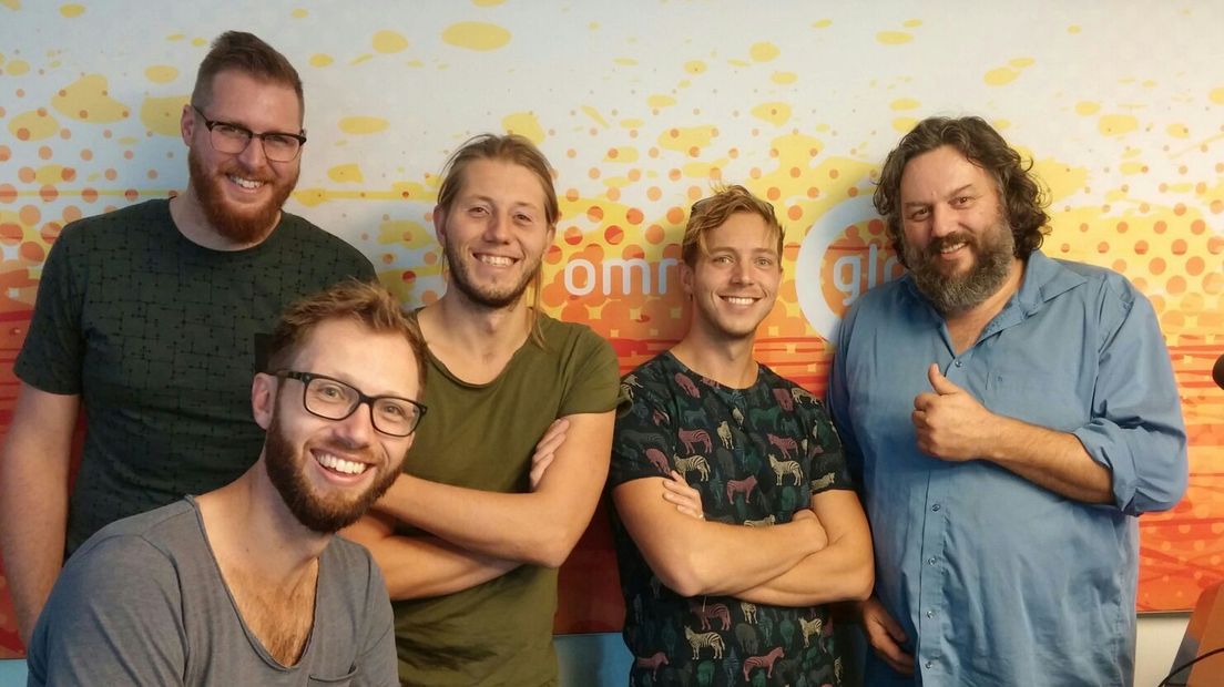 Kijk hier terug: Gelderse band Trinity speelt live in studio van Radio ...
