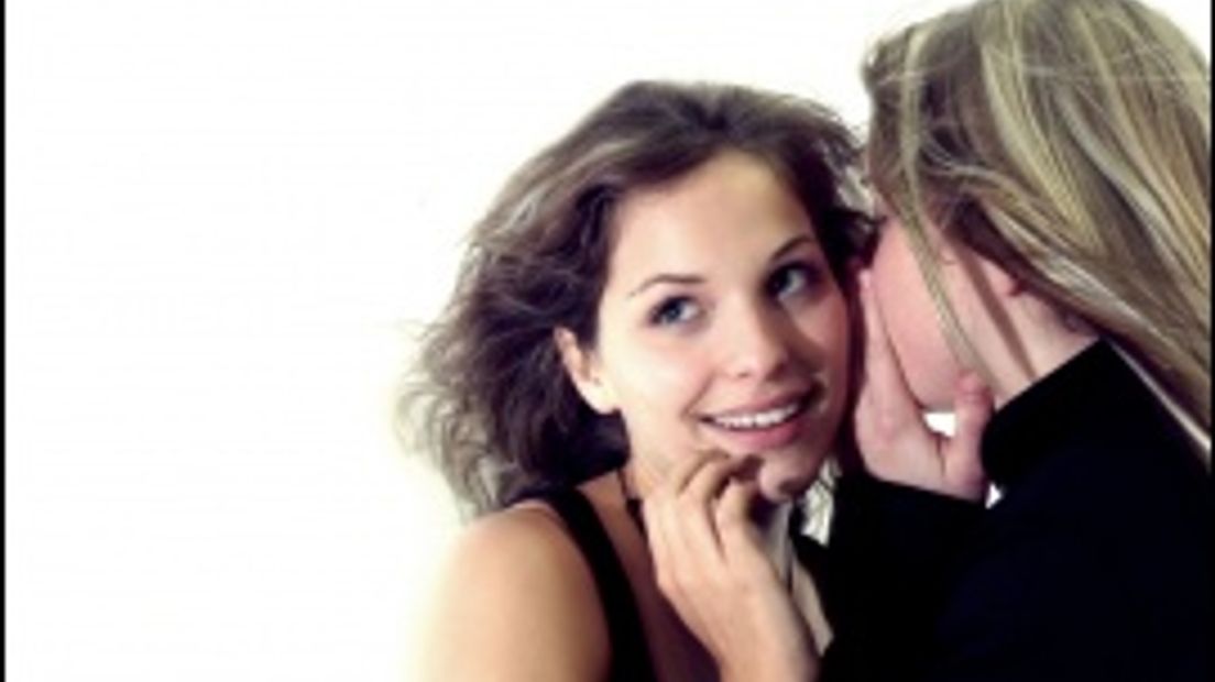 Roddelen op werk zorgt voor vriendschap - RTV Drenthe