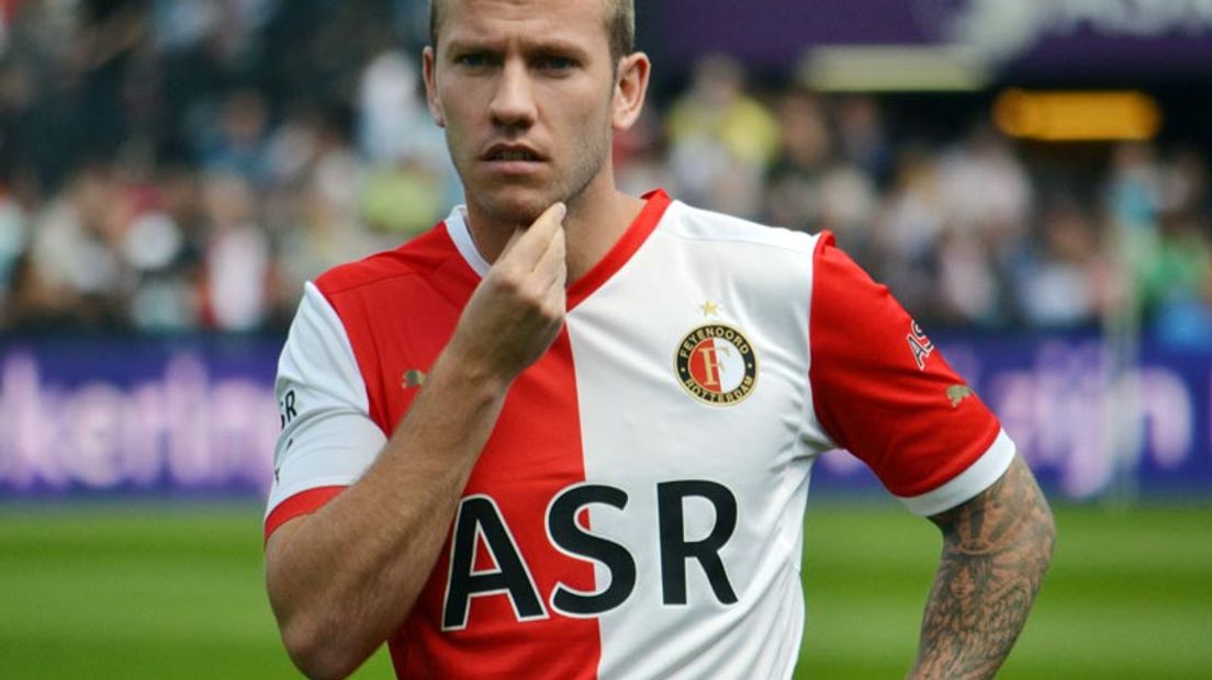 John Goossens tekent in Roemenië - Rijnmond