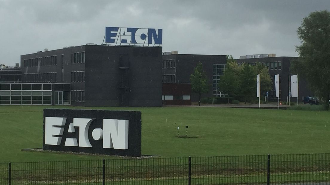 Vakbonden akkoord over sociaal plan voor Eaton Hengelo - RTV Oost