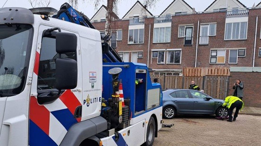 Video: Vluchtauto 'Lucky' stond bijna 2 uur na de dodelijke schietpartij in Zwijndrecht al in ...