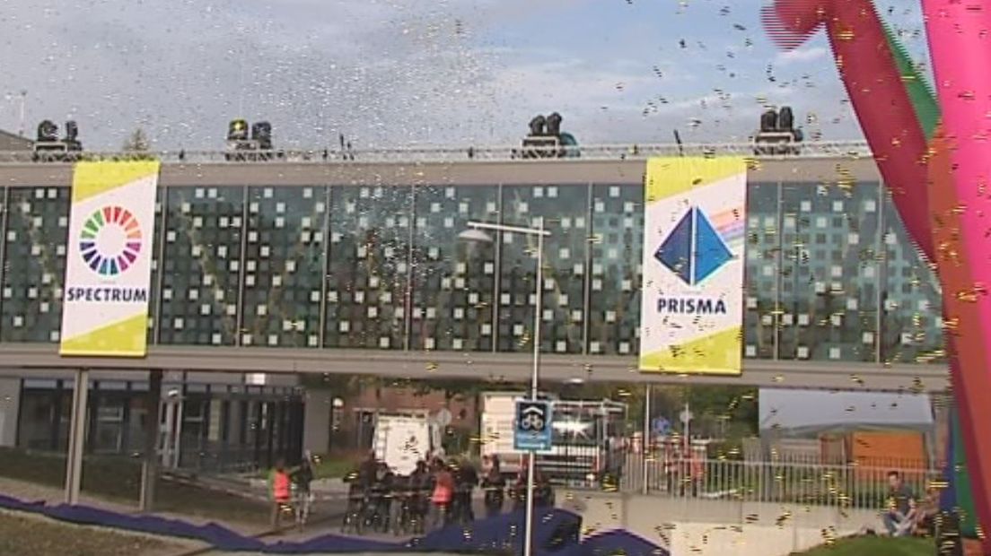 Vernieuwd gebouw Christelijke Hogeschool Ede - 'Je kan overal je ding ...