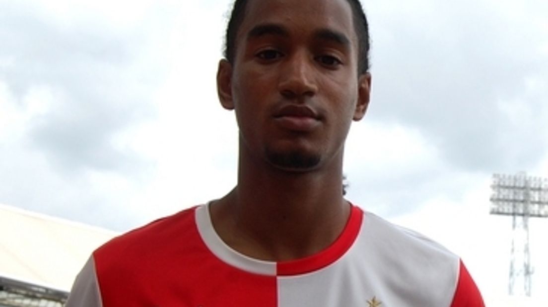 Jerson Cabral traint weer mee met groep - Rijnmond