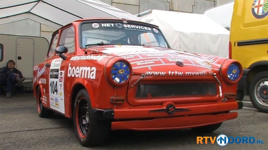 Trabant Race Team Westerhuis schittert op Francorchamps - RTV Noord