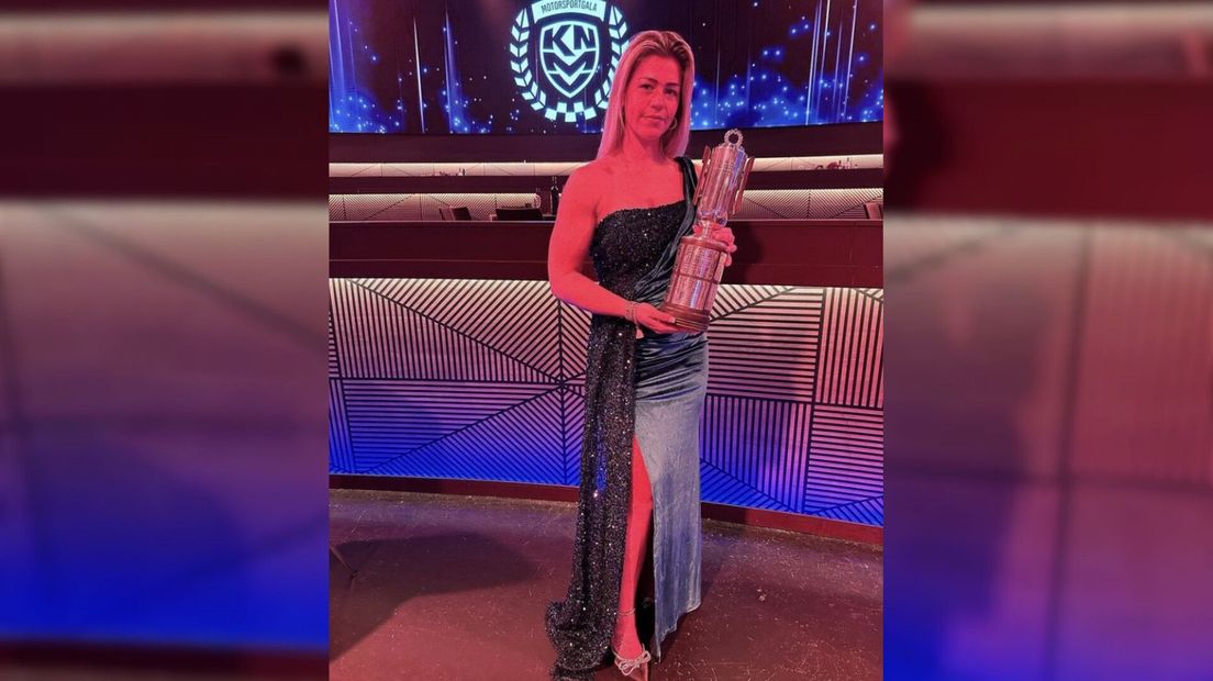 Wereldkampioene Van de Ven eerste vrouwelijke winnaar van prestigieuze ...