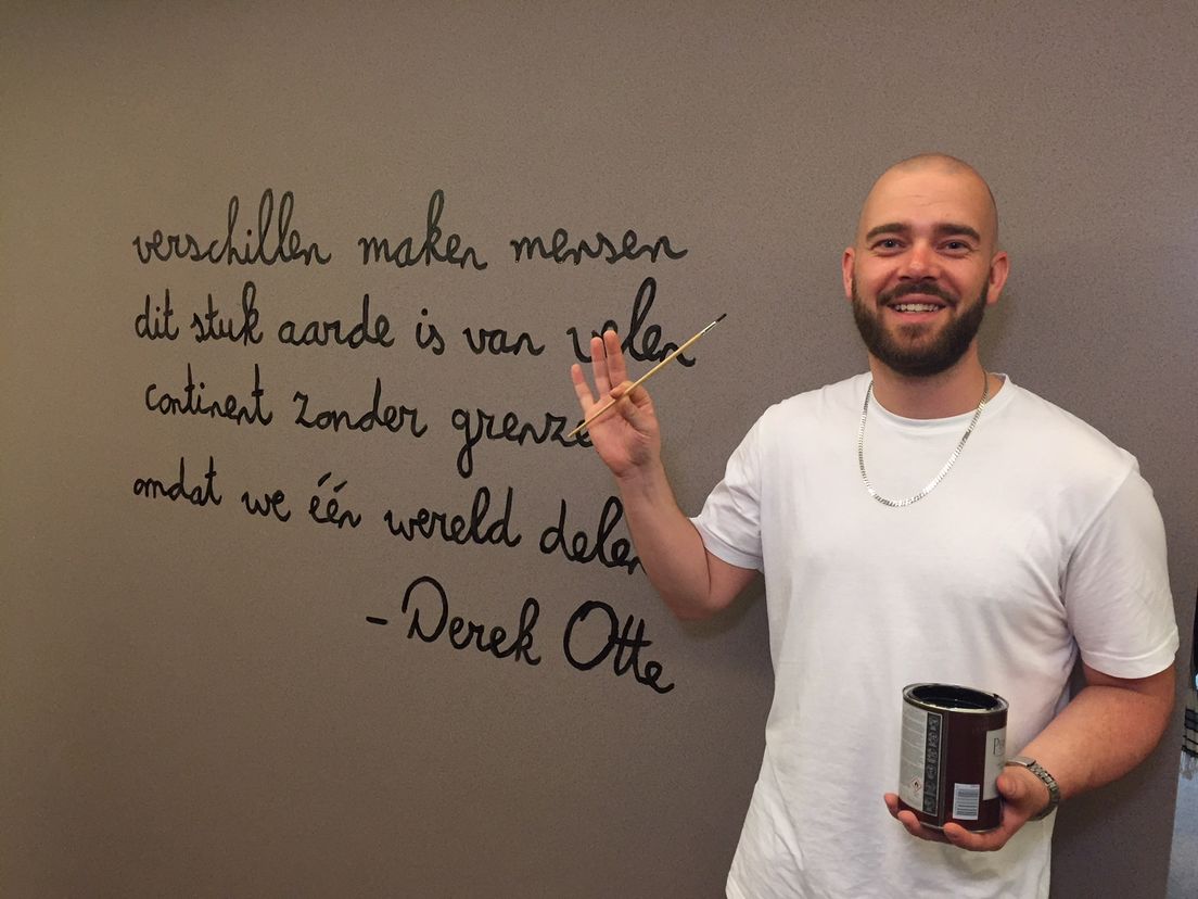 Derek Otte schildert gedicht in Europees Parlement - Rijnmond