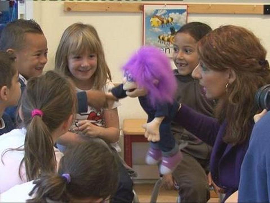 Kinderen leren Professor Slurp etiquette - Rijnmond