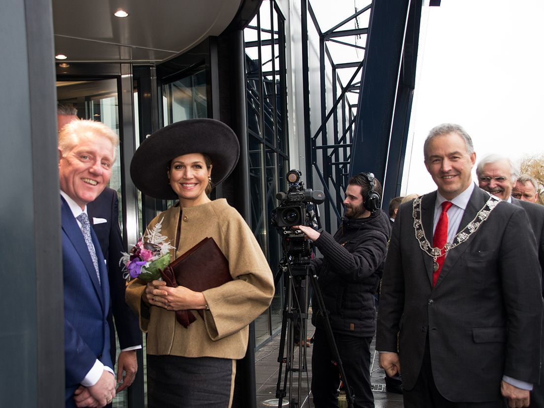 Koningin Máxima opent nieuwbouw Schmidt Zeevis - Rijnmond