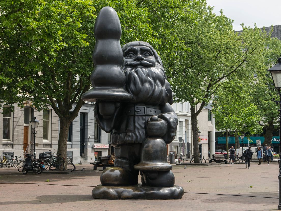 10 jaar 'Kabouter Buttplug' op het Eendrachtsplein - Rijnmond