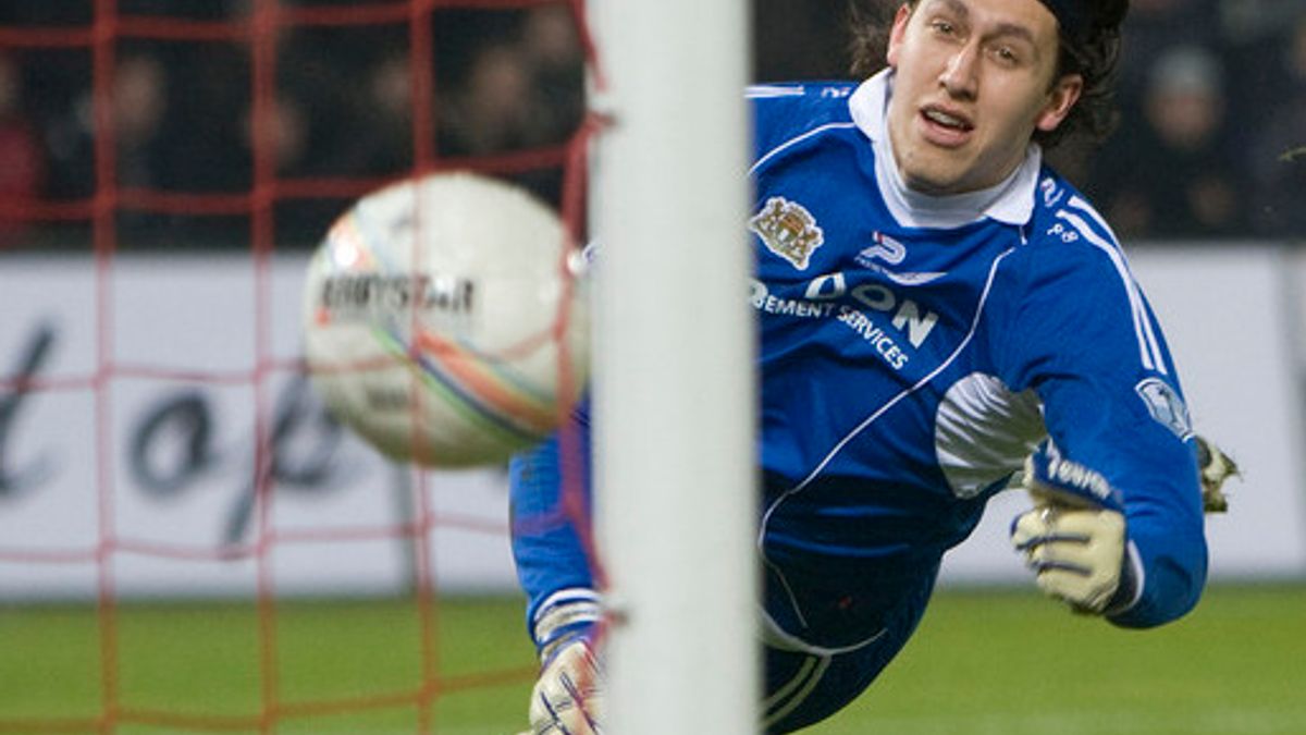 Cássio Ramos weg bij PSV - Rijnmond