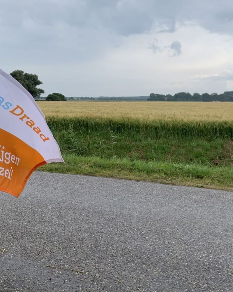 Oranje vlaggetjes duiken weer op in Zeeland: GlasDraad wil glasvezel ...