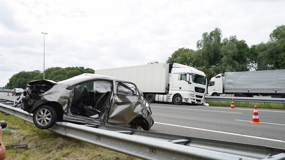 File op A1 richting Hengelo door ongeluk bij Wilp - Oost