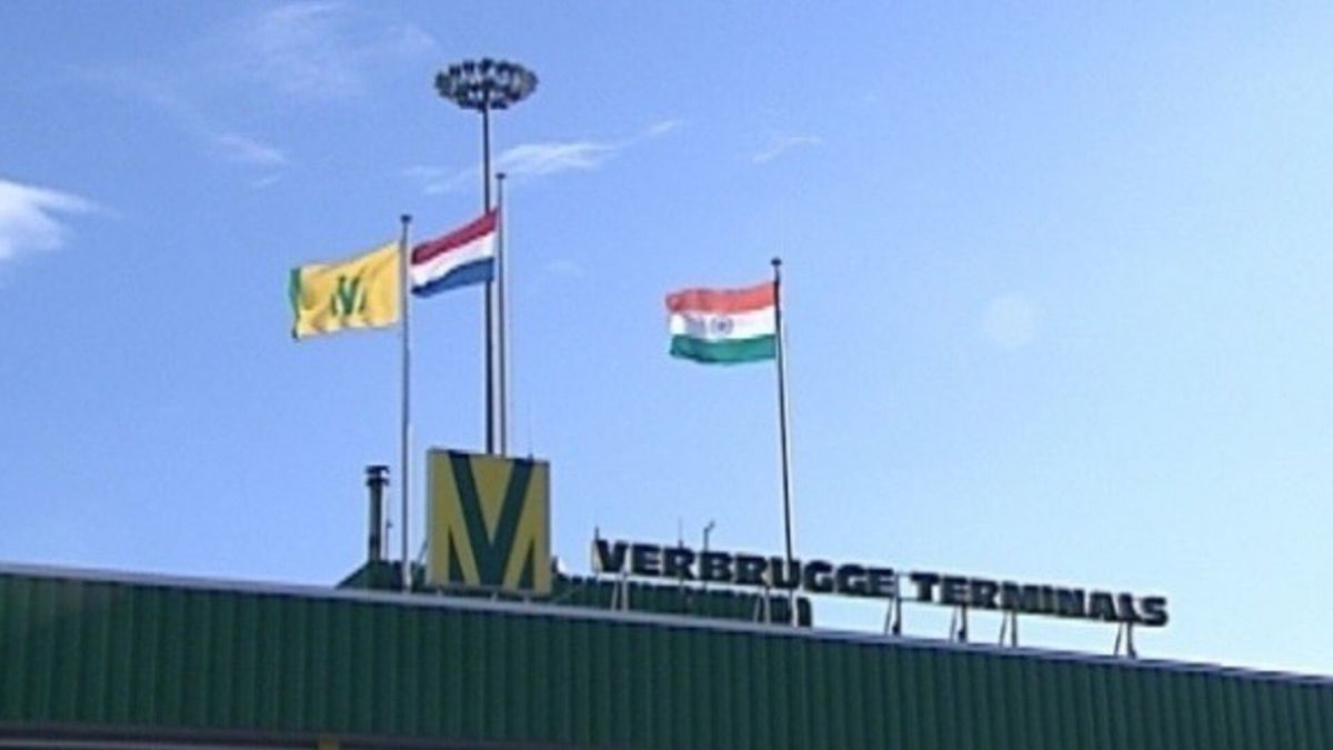 Personeel Verbrugge Terminals legt werk neer voor betere cao - Omroep ...
