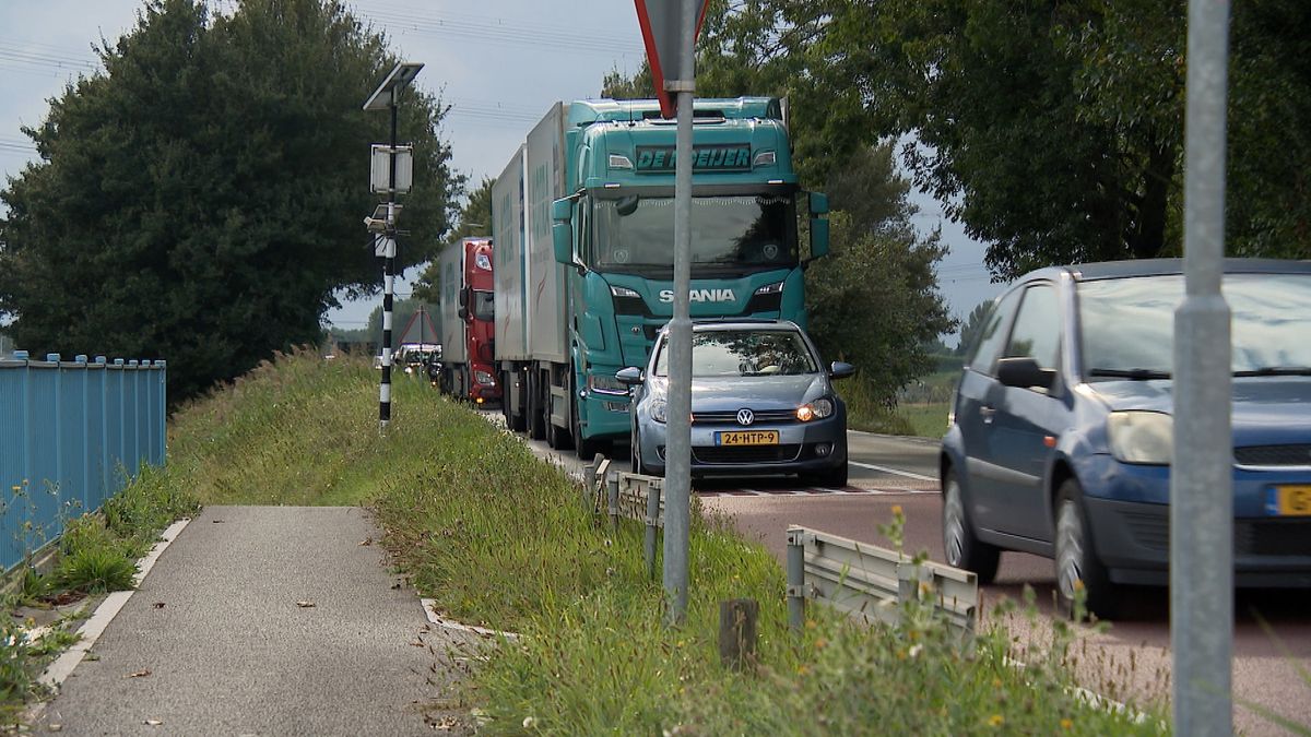 'Blunder' geeft omwonenden hoop: misschien wordt verbreding Zanddijk ...