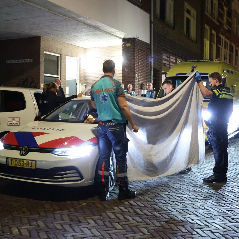 Dode gevonden in woning - Omroep West