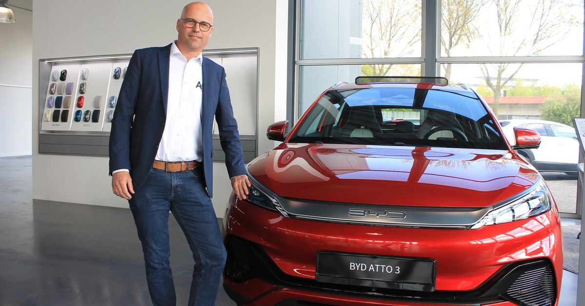 Grootste merk in elektrische auto's wereldwijd begint garage in Meppel ...