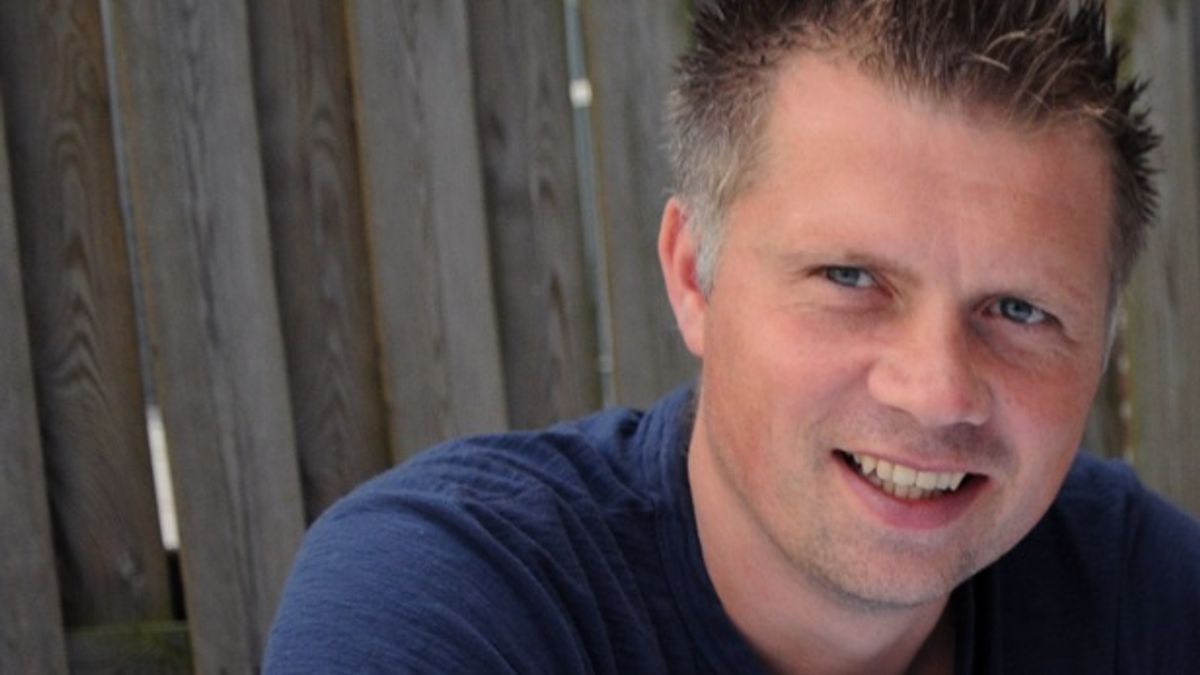 Eric Lippold nieuwe trainer Nieuw Buinen - RTV Drenthe