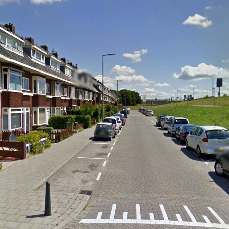 Bewoners IJsselmonde schrikken van brief over slechte fundering - Rijnmond