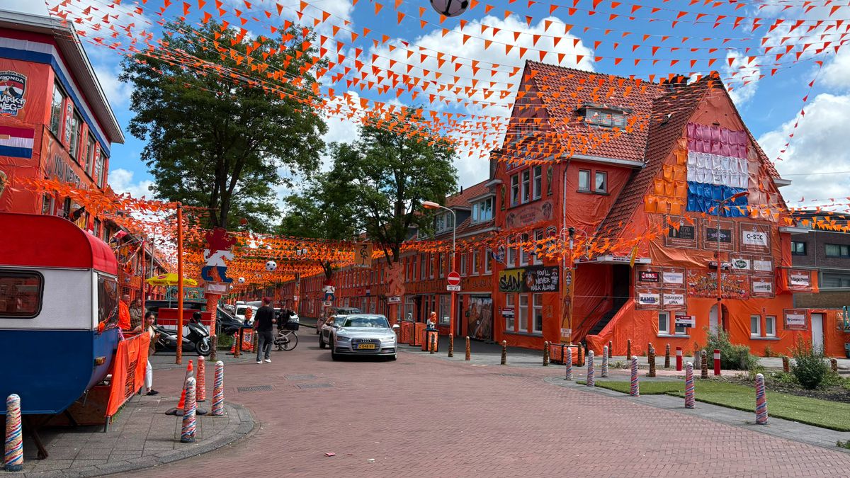 Vlaggetjes, opblaasversiering en barbecues: zo blijft je oranje WK ...