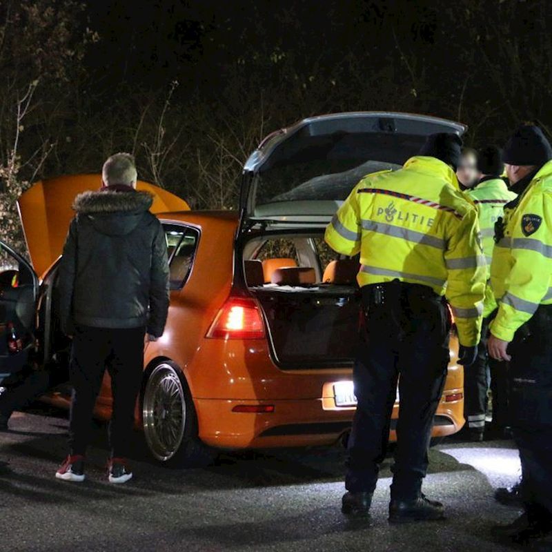 Auto's in beslag genomen en 14.155 euro geïnd bij grote controle A1 ...
