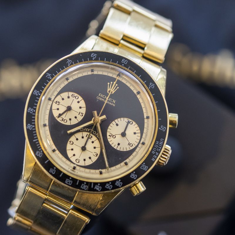 Verkoop van Rolex draait uit op beroving, milde straf voor dader ...
