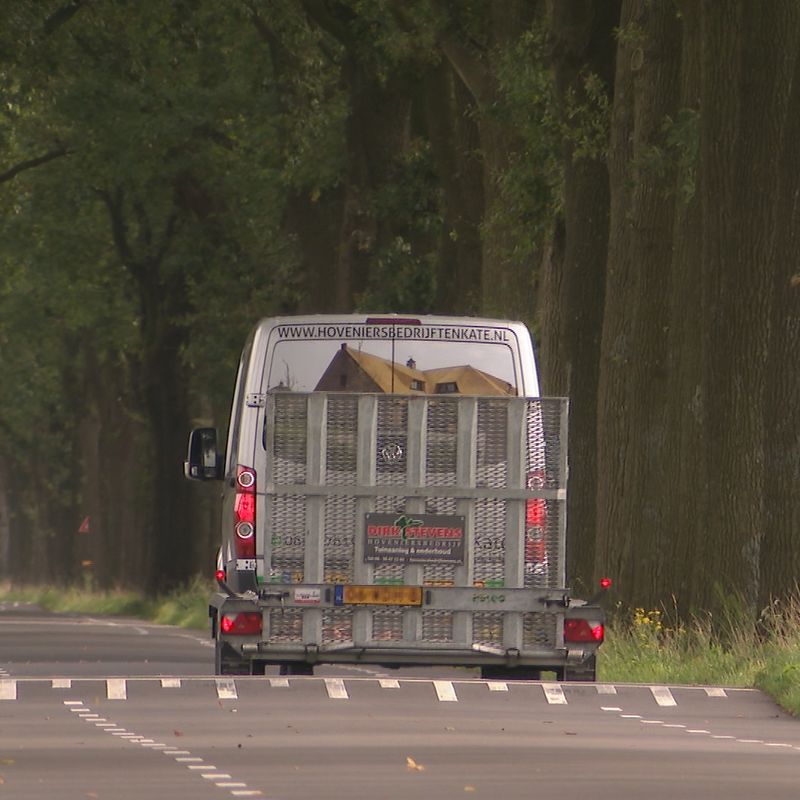Bezorgdheid over verdwijnen verkeersdrempels buiten Noordscheschut - RTV Drenthe