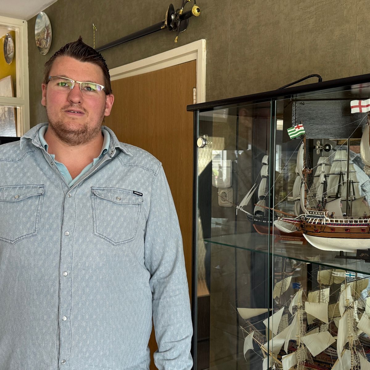 Danny Pothof (30) heeft een mini-museum aan huis: 'Alles is zelfgemaakt ...