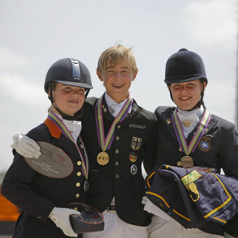 Te Riele Europees kampioen ponydressuur - L1