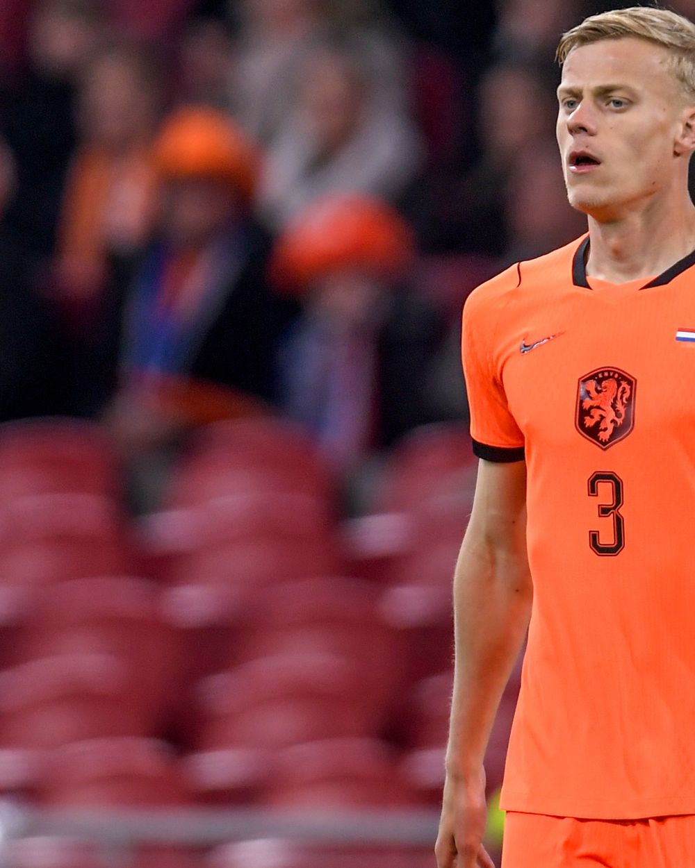 Van Hecke gaat oom Poortvliet achterna: verdediger uit Arnemuiden mag ...