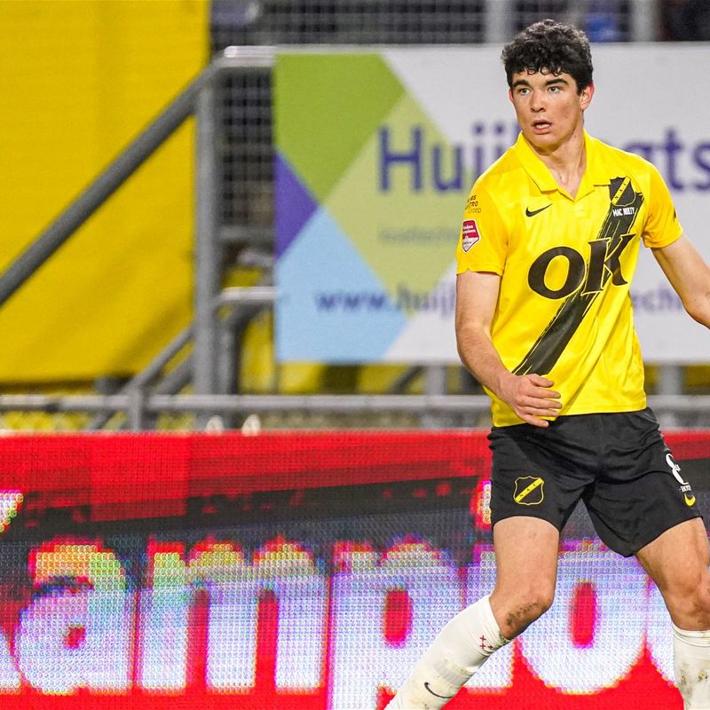 PEC heeft gewenste versterking binnen: Mac Nulty tekent in Zwolle - Oost