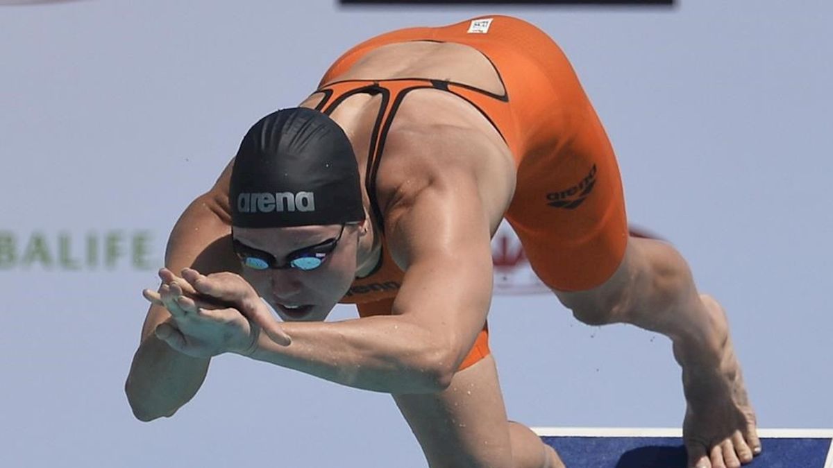 Moniek Nijhuis als derde naar finale 100 school, opnieuw Nederlands ...
