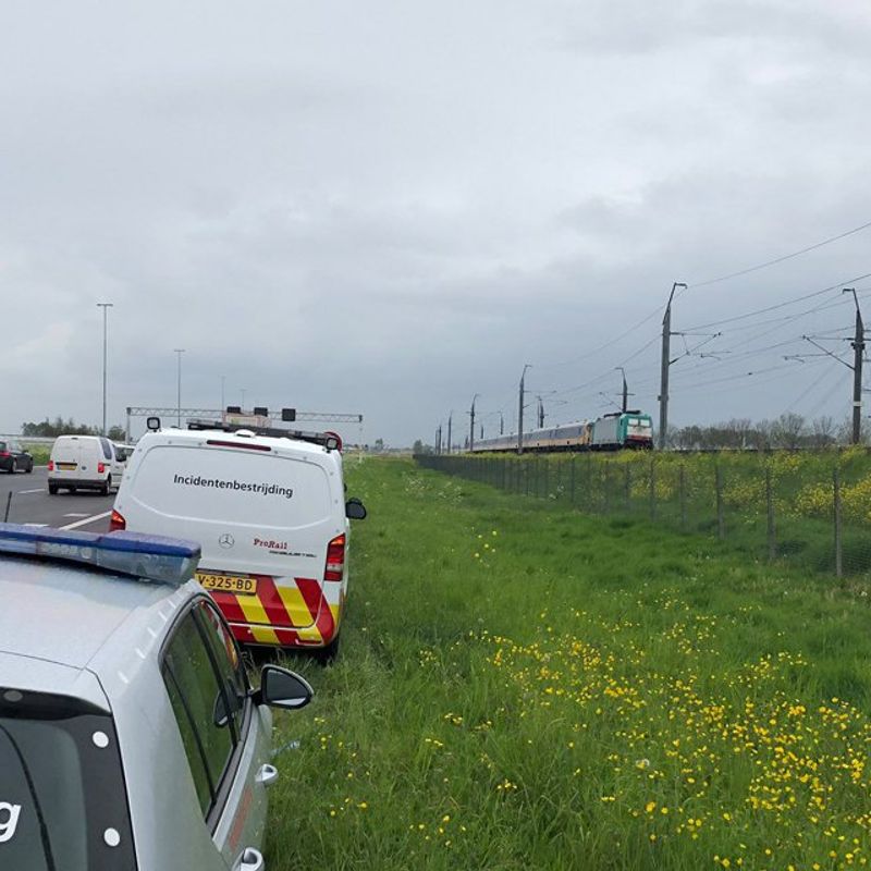 HSL-trein strandt bij Roelofarendsveen: 1,5 uur vertraging - Omroep West
