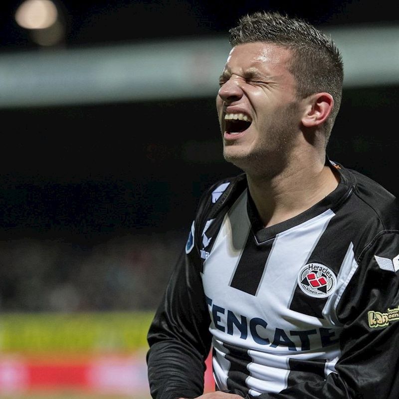 Schouderblessure Bryan Linssen van Heracles Almelo valt mee - Oost