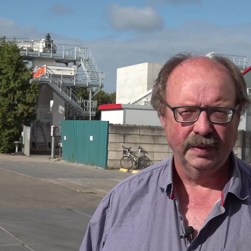 Omwonenden willen het bedrijf IceBear in Steenwijk stilleggen vanwege ernstige overlast - Oost