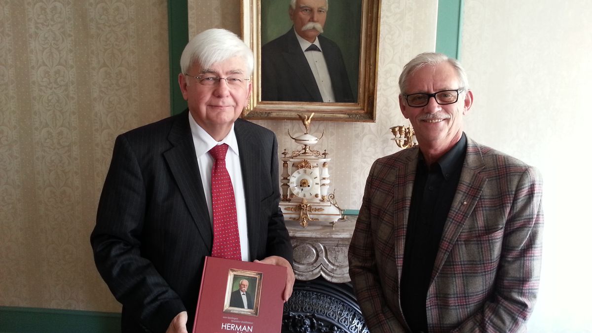 Bevlogen leven distillateur Herman Jansen te boek - Rijnmond