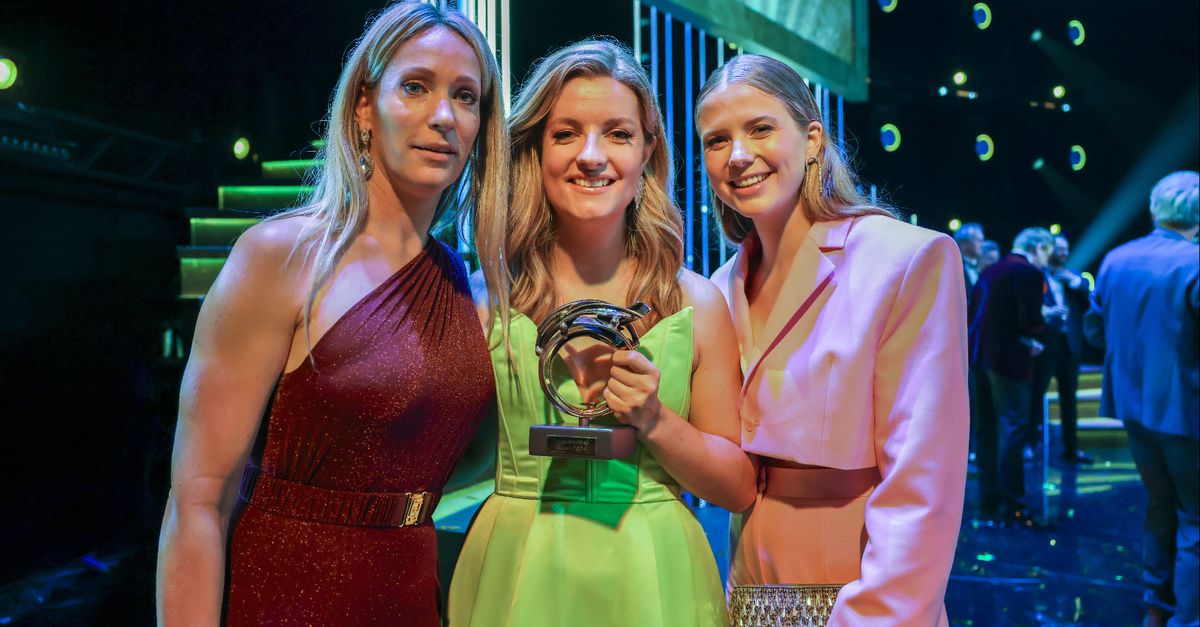 Merel Ek winnaar op Televizier Gala: 'Heb in de stad nog wat drankjes ...